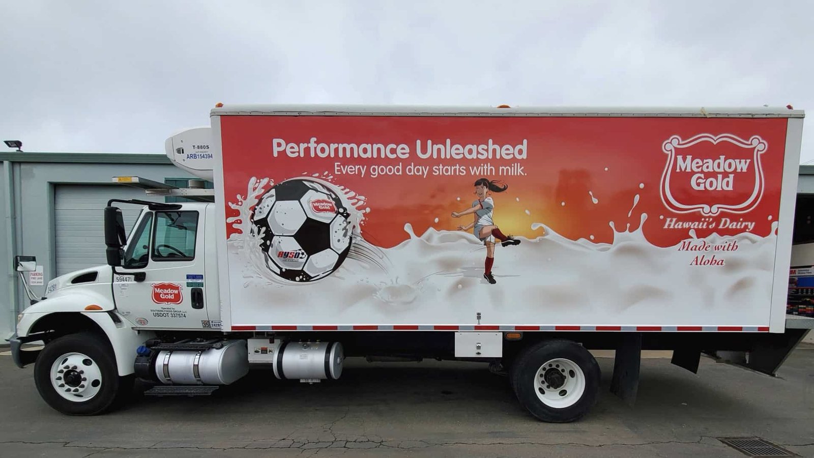 Box Truck Vinyl Wraps - Beast Wraps